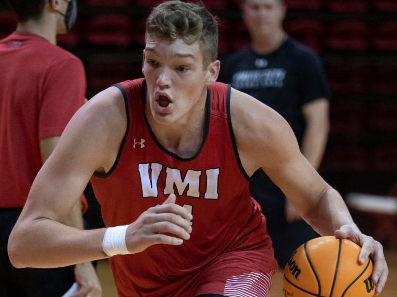 Building A Top 25 Team With Mid Majors - The Resource Nexus